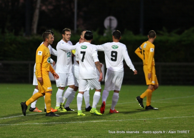 Le FC Echirolles s'offre le derby isérois - Metro-Sports